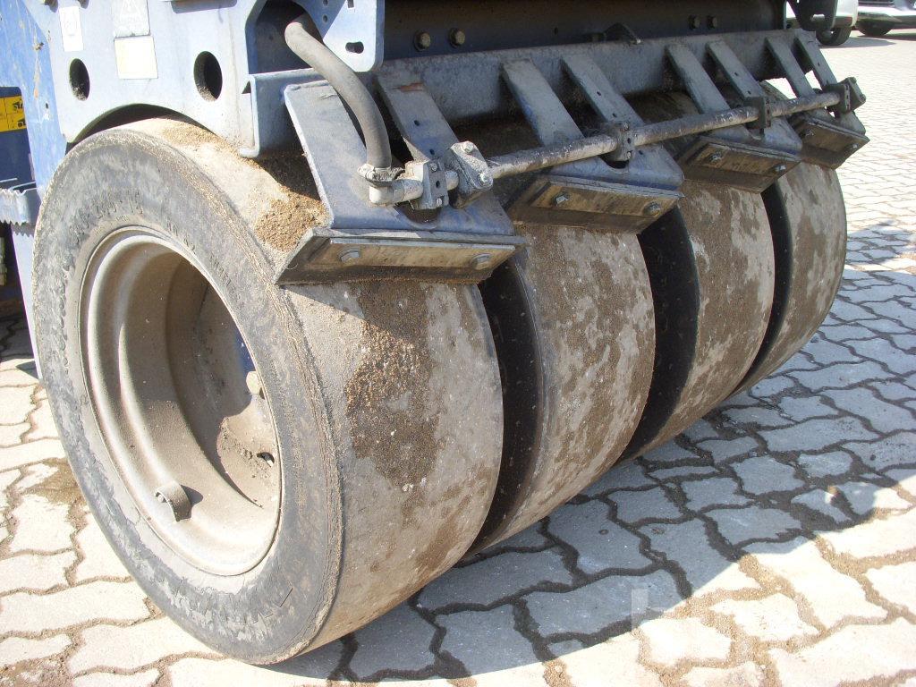 Kombi-Walze - 2017 Dynapac CC1200C | Blinto