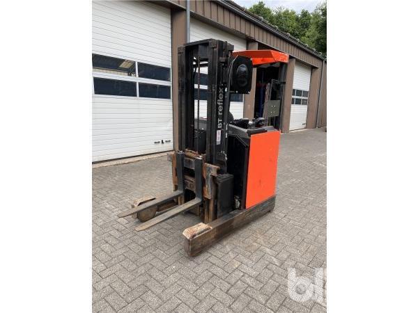 Schubmaststapler - 2018 Toyota RRE160M | Blinto