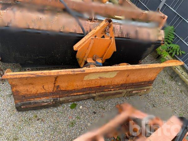 Schneepflug - Unbekannt | Blinto