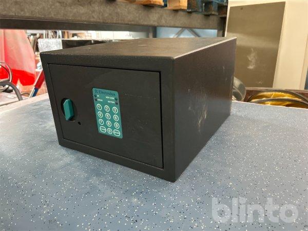 Safe-Tresor - Electrolux (30 Stk.) | Blinto