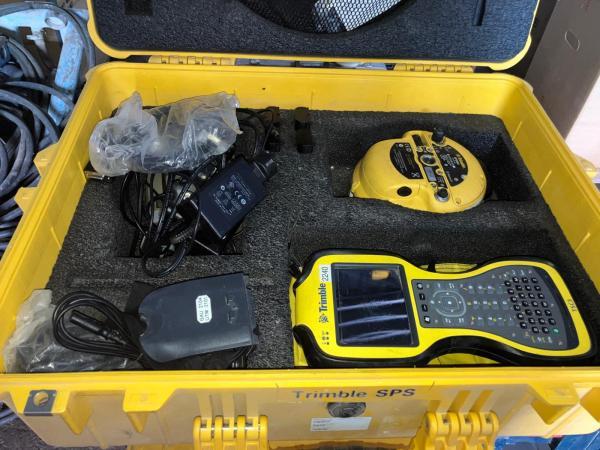 Rover Trimble - 2012 ROVER TRIMBLE SPS 882 | Blinto