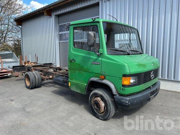 Kurier / Lieferwagen - 1986 Mercedes 609D | Blinto
