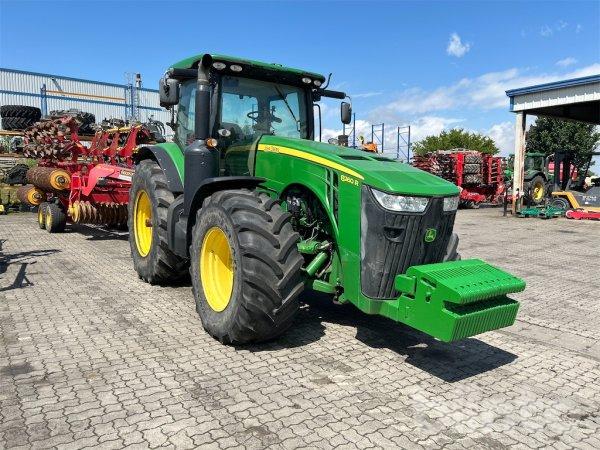 Traktor - John Deere 8260 R Auto Power (2013) | Blinto