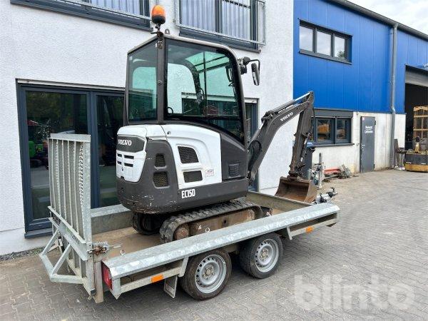 Minibagger - mit Tandemanhänger (Volvo EC15D / Vlemmix) | Blinto