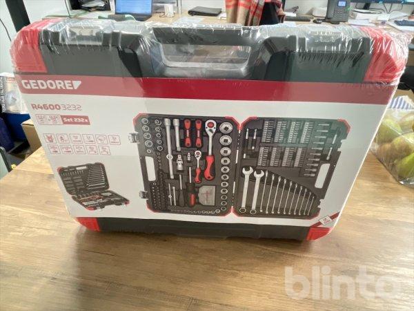 44 Werkzeugkoffer - GEDORE R46003232 | Blinto
